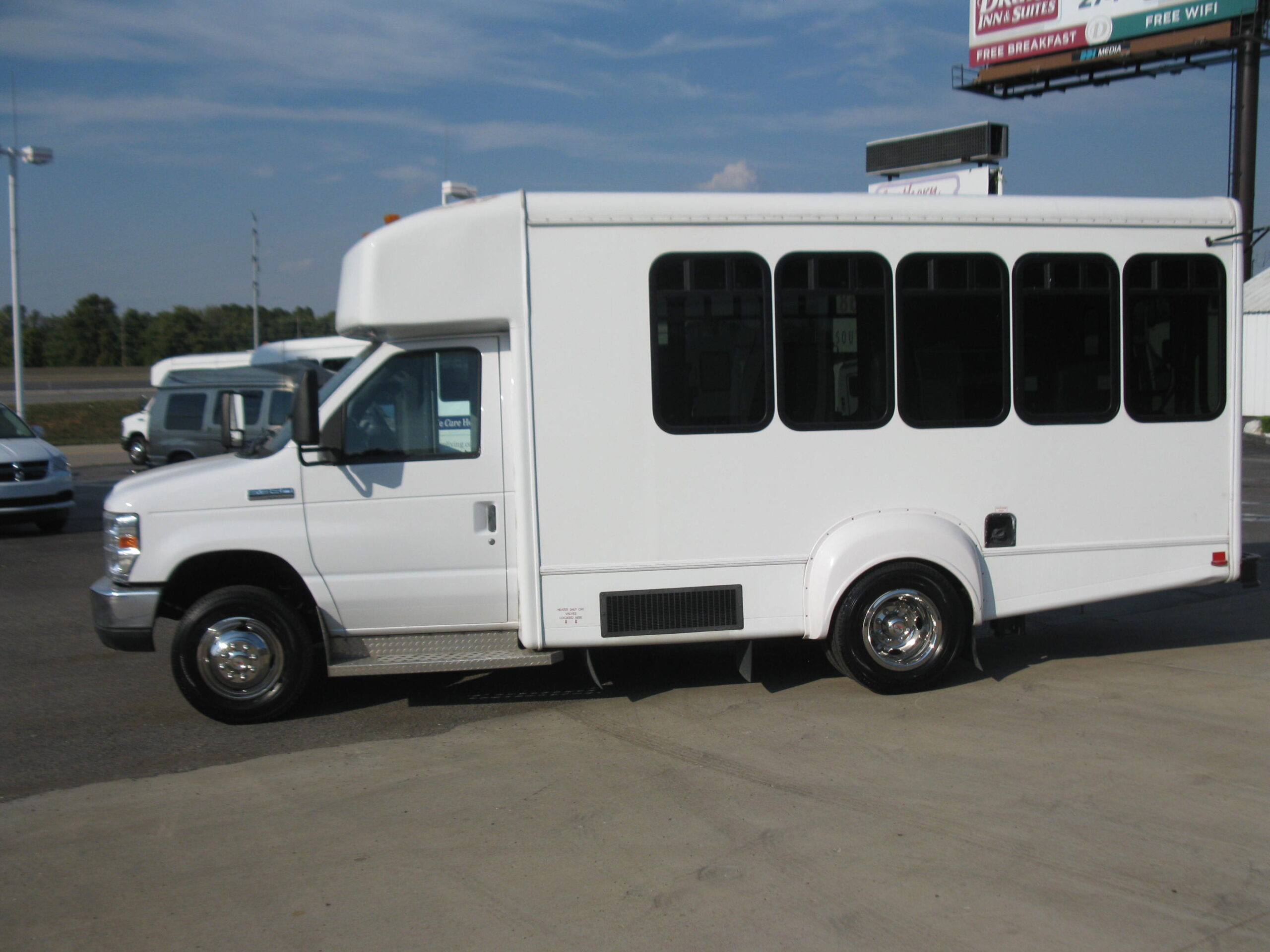 LH side | Southern Bus and Mobility