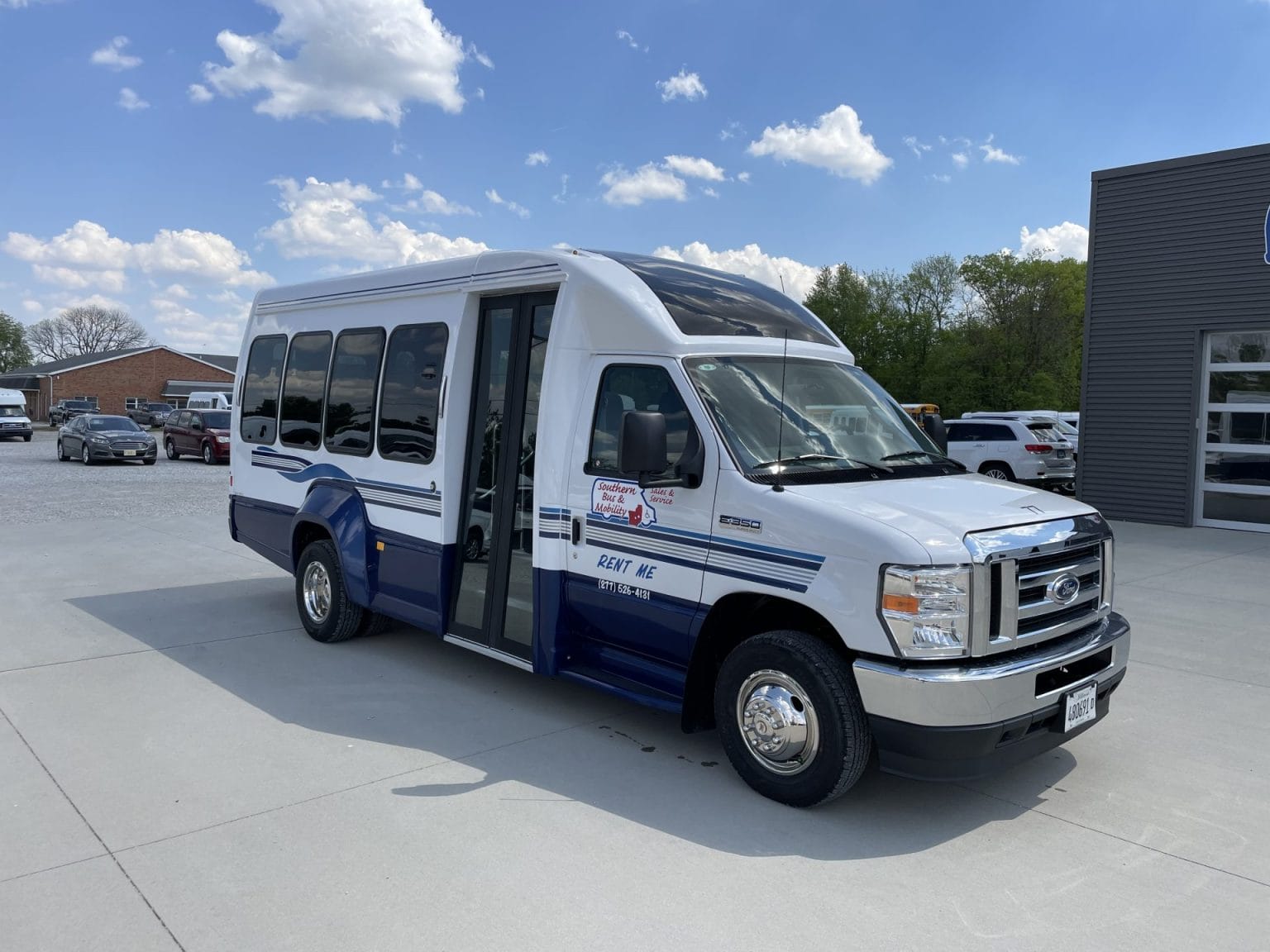 2023 Ford Turtle Top - Southern Bus and Mobility